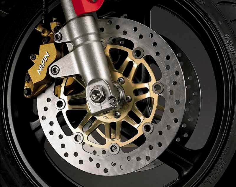 HONDA VTR1000 FIRESTORM (1997-2005) Motorcycle Review | MCN