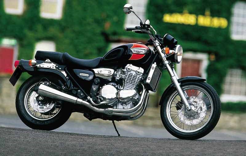 TRIUMPH ADVENTURER 900 (1995-2002) Motorcycle Review | MCN