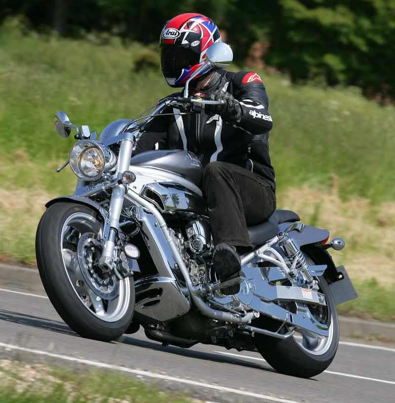 HYOSUNG GV650 AQUILA (2006-on) Review, Specs & Prices | MCN