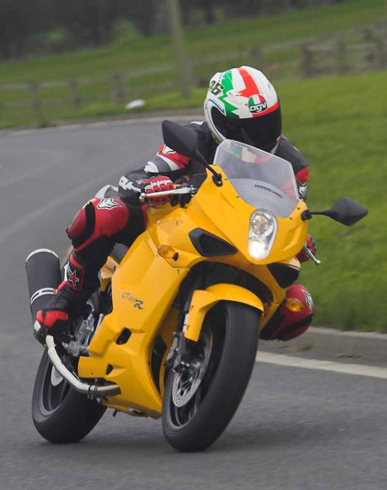 HYOSUNG GT650 COMET (2004-on) Review | Specs & Prices | MCN