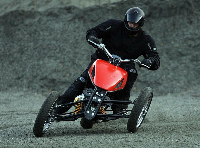 Mad three-wheel concept