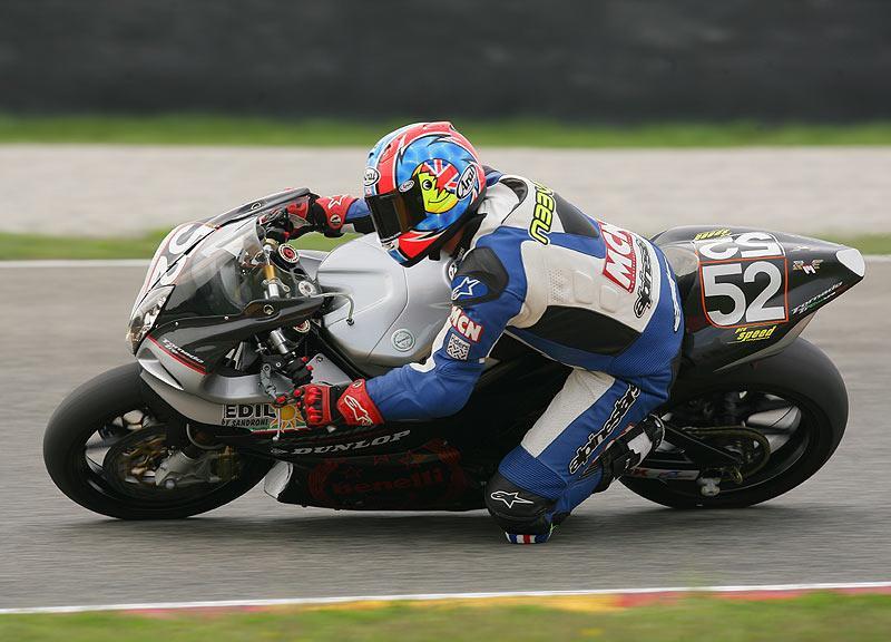 Video: Benelli race bike