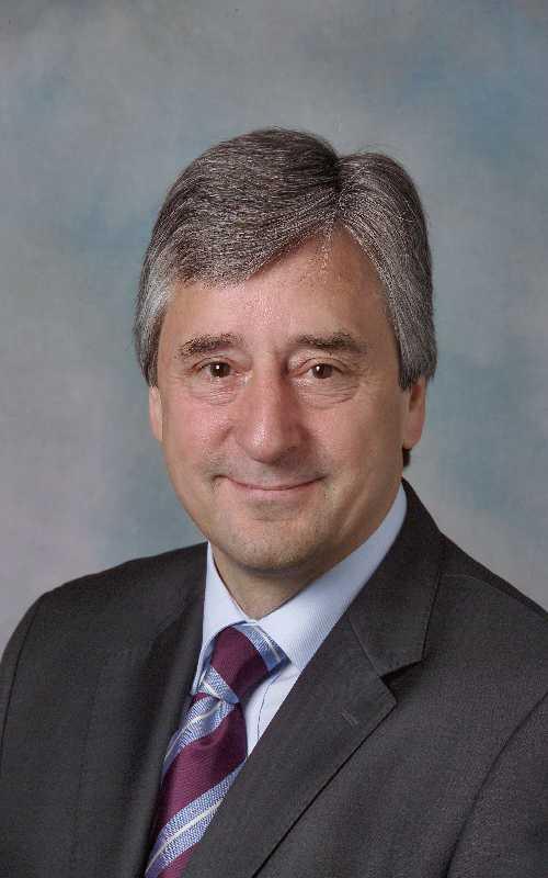 New Highway Code tells drivers not to smoke