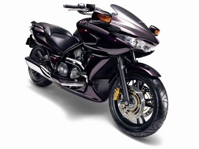 Honda DN-01 power and weight announced