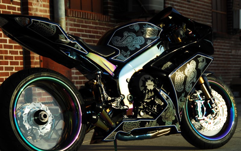 Are these the ultimate R1 and B-King customs?