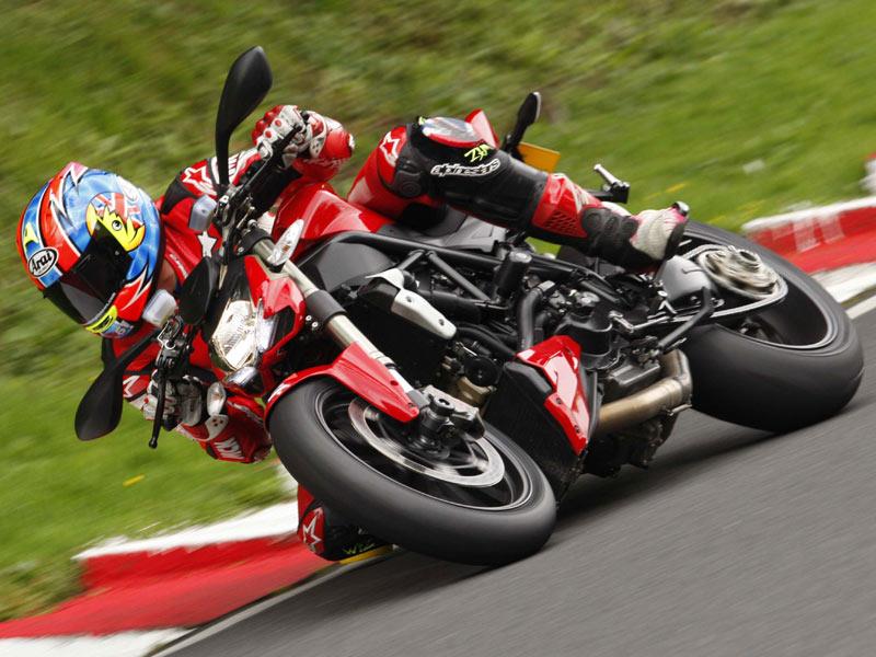 Video: Ducati Streetfighter longterm test report