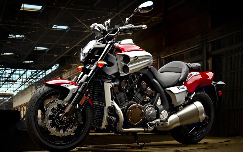 2010 Yamaha V-Max US colours revealed