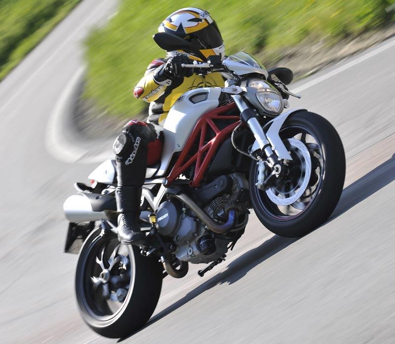 Ducati Monster 796: latest update
