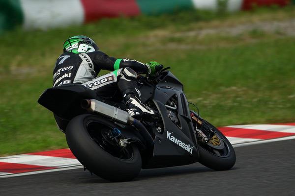 Video: Onboard the 2011 ZX-10R with Tom Sykes