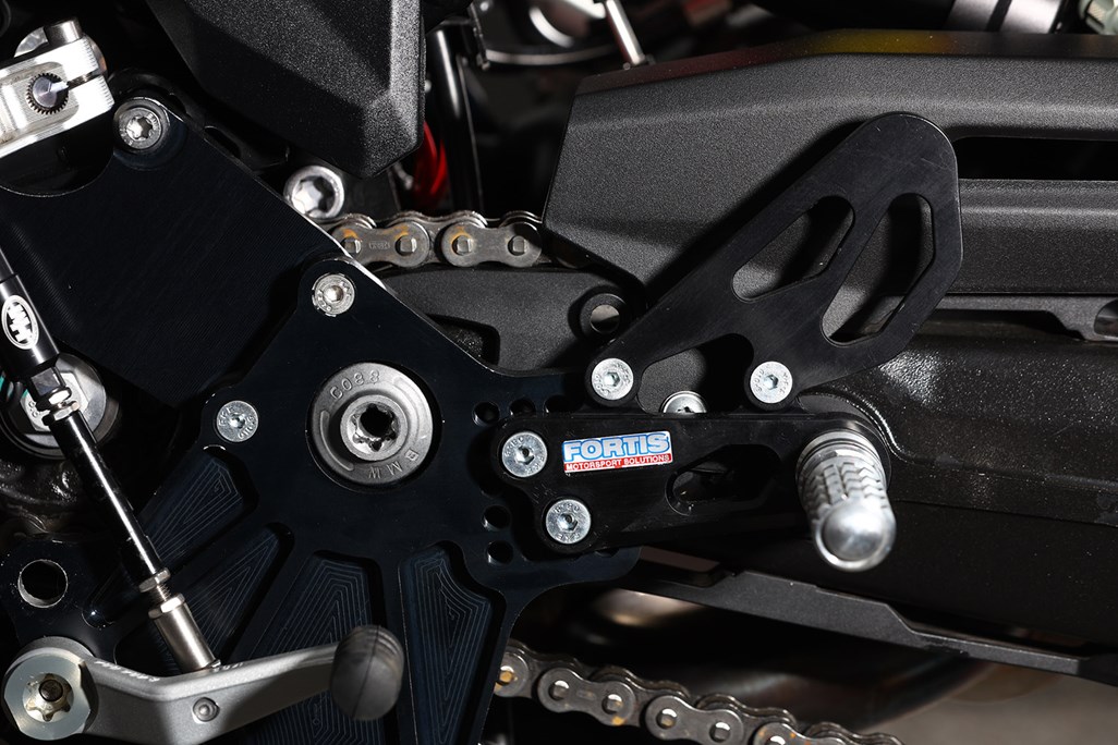 Racers could win big money in the new BWM F900R Cup