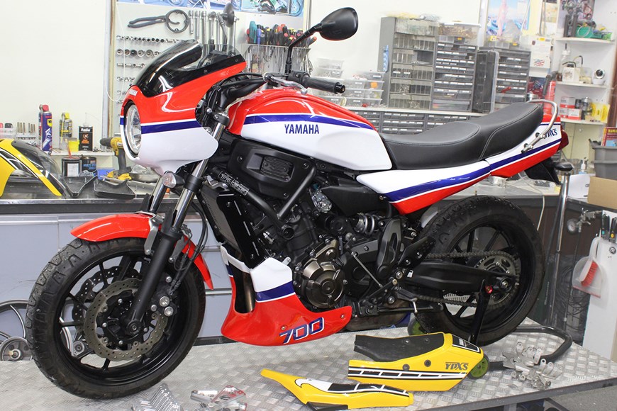A stroker genius: XSR700 bodykit transforms twin-cylinder Yamaha into ...