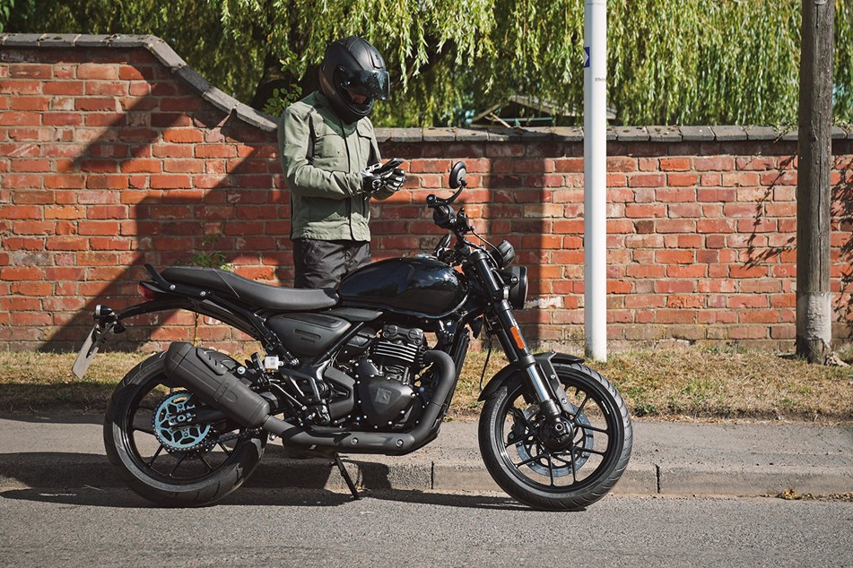 A very Bonnie baby Triumph: Exclusive spy shots reveal Triumph’s all ...