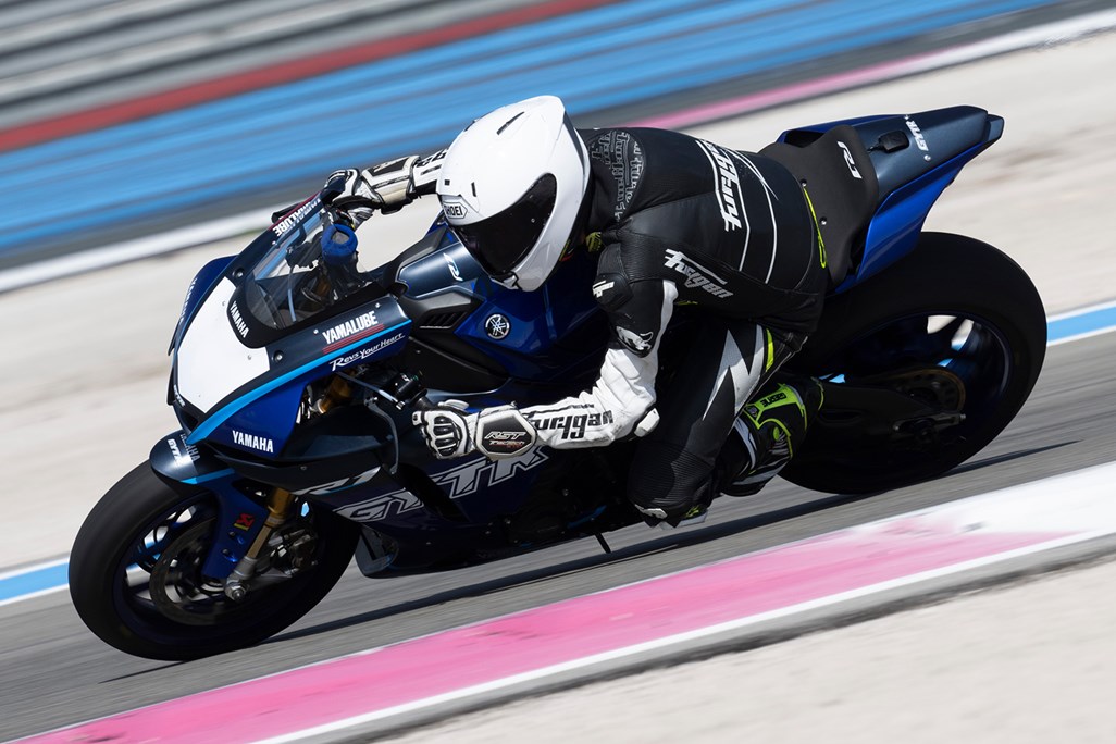 Yamaha Europe mark 25 years of the R1 with special anniversary GYTR Pro ...