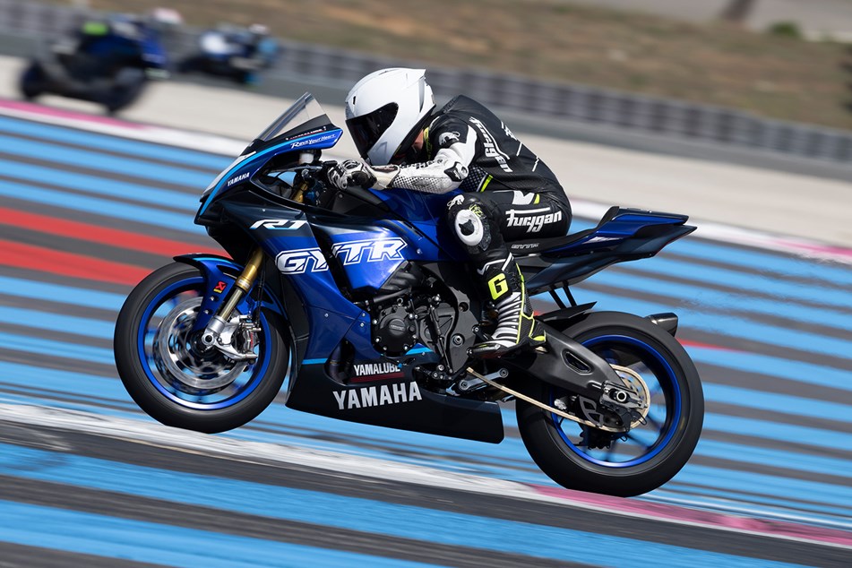 Yamaha Europe mark 25 years of the R1 with special anniversary GYTR Pro ...