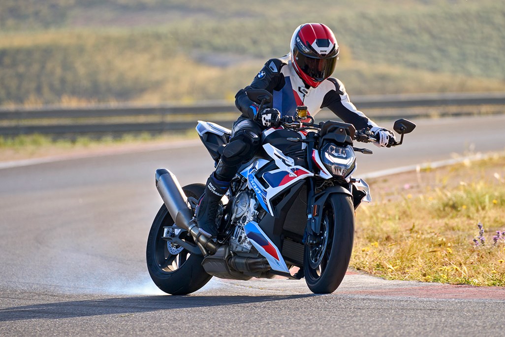 Undressed to M-press: BMW reveal ballistic 200bhp+ M1000R naked with ...