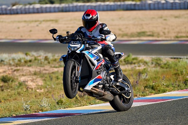 Undressed to M-press: BMW reveal ballistic 200bhp+ M1000R naked with ...