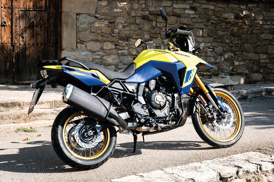 Suzuki announce V-Strom 800DE UK pricing