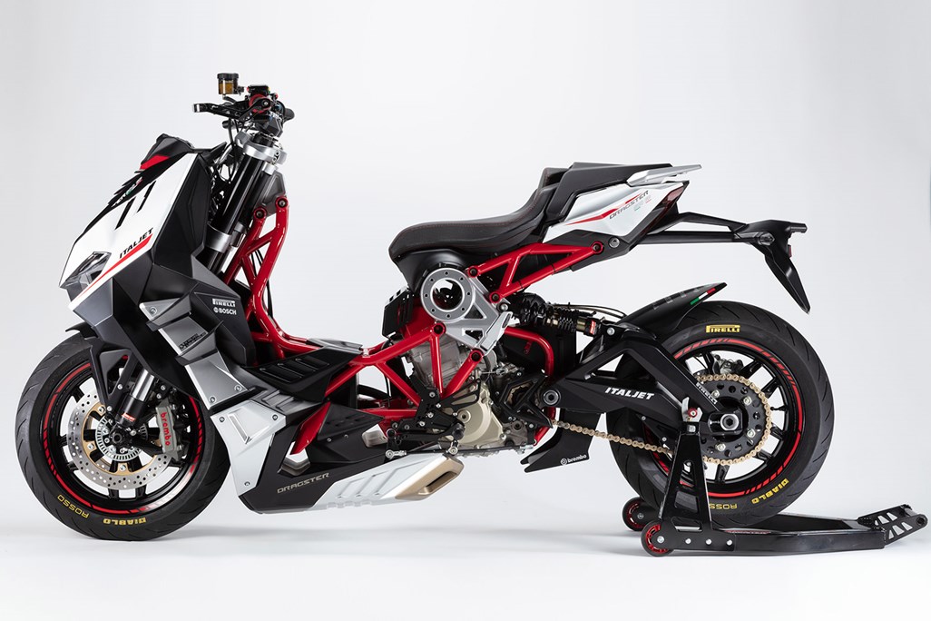 Italjet Dragster 500GP: Distinctive scooter gets performance makeover ...