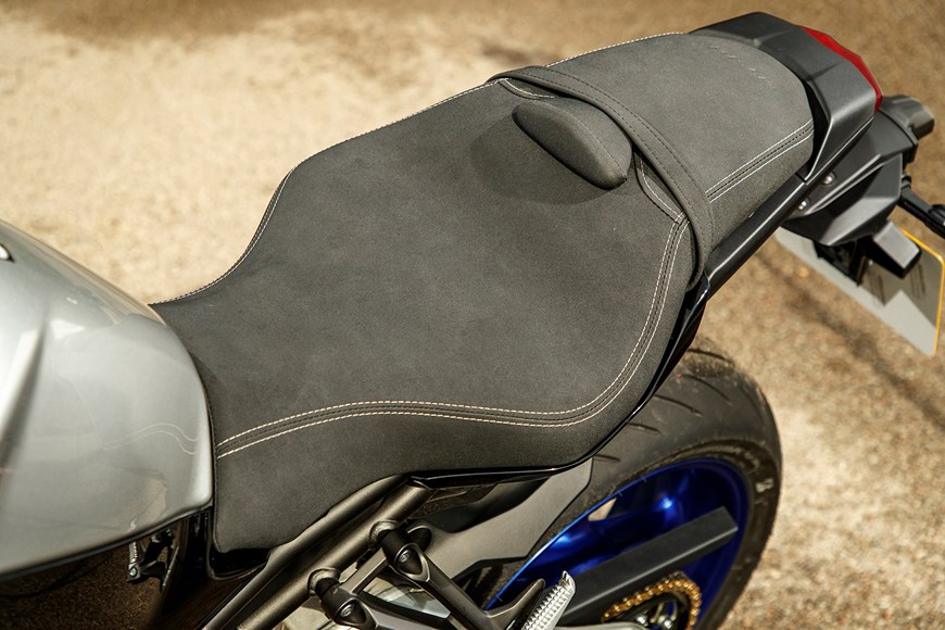 Yamaha MT-10 SP review - hypernaked much improved over MT-10