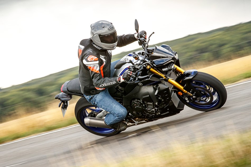 Yamaha MT-10 SP review - hypernaked much improved over MT-10