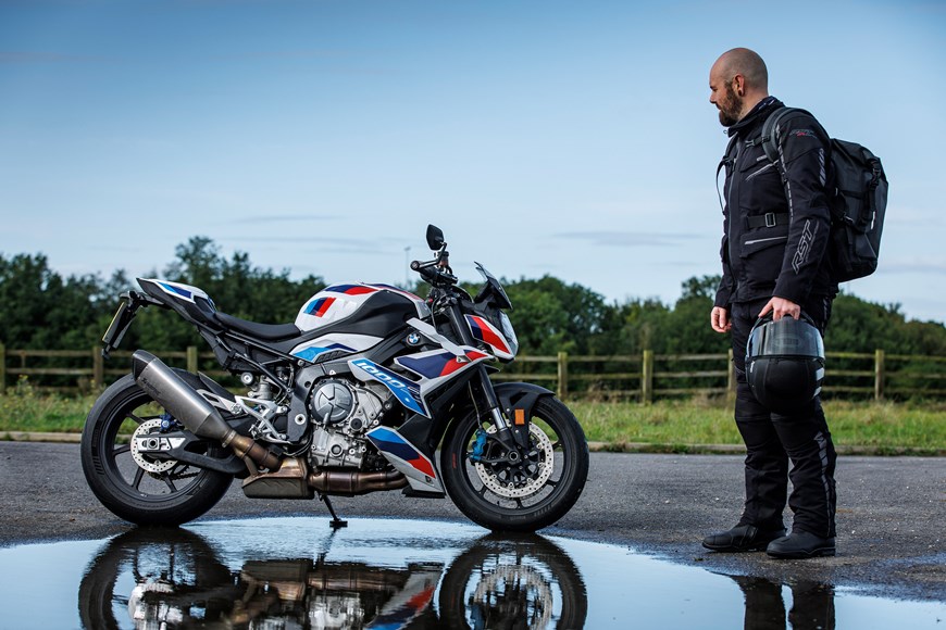 BMW M1000R long-term test review | living with a super naked | MCN