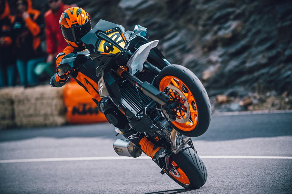 Return of the SMT! KTM stamp their authority on supermoto touring with ...