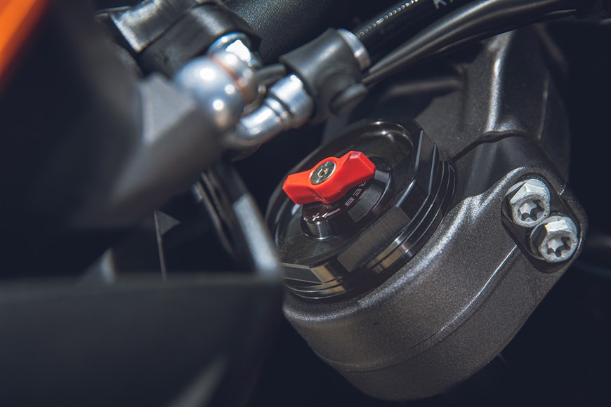 2023-on KTM 890 SMT Review: A potent hooligan tool!