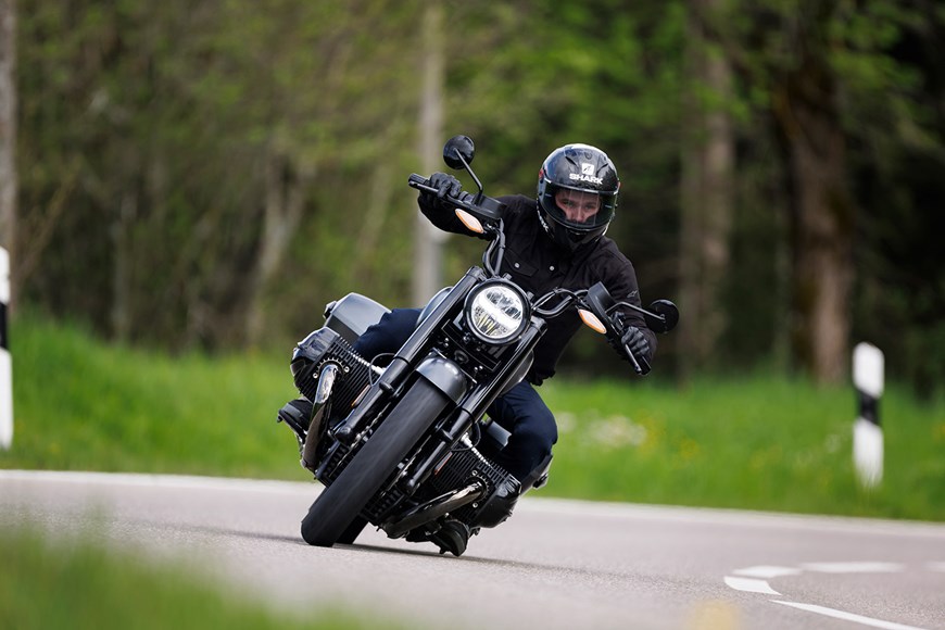 BMW R18 ROCTANE (2023 - on) Review