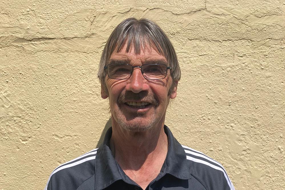 Signing the Senior: Genius commentary service brings TT to life for ...