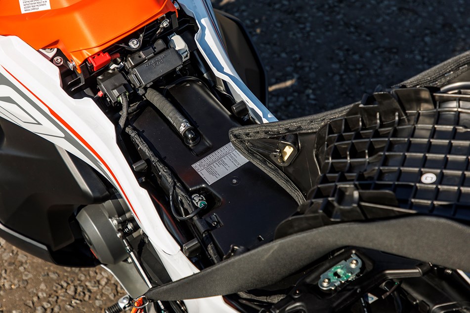 KTM 790 ADVENTURE (2023 - on) Review