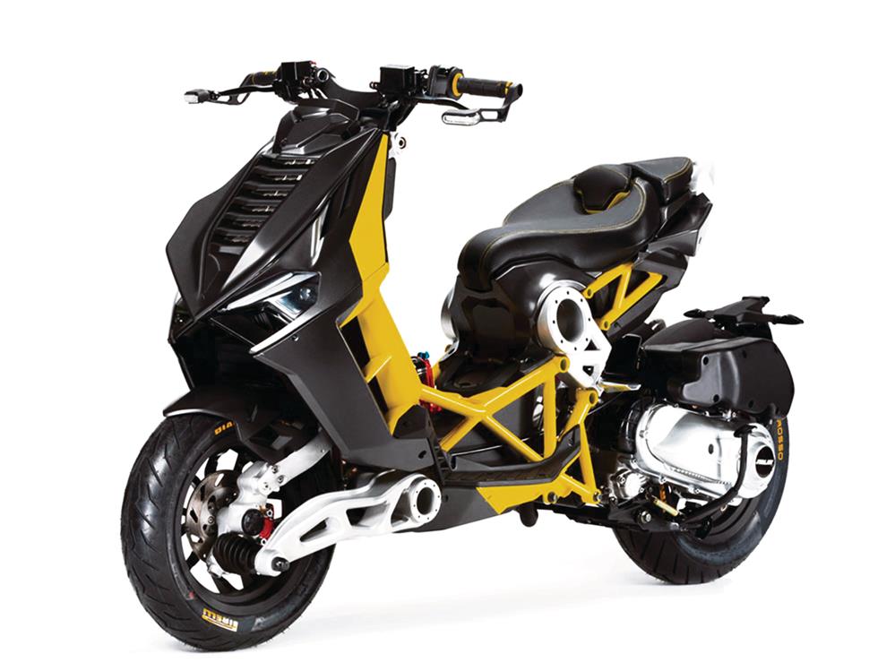 Rain stops play for the Velocifero 200hp scooter speed record attempt