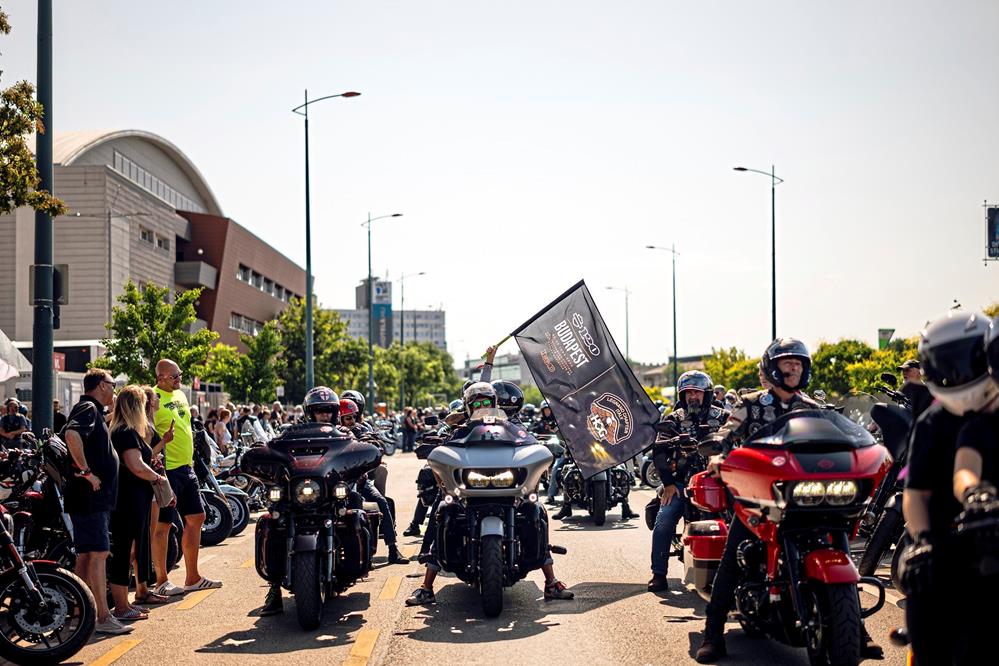 Harley-Davidson's showstopper: European 120th party brings Budapest to ...