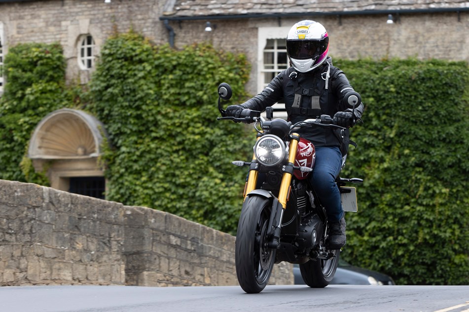 Punching above its weight: Prototype ride reveals Triumph’s Speed 400 ...
