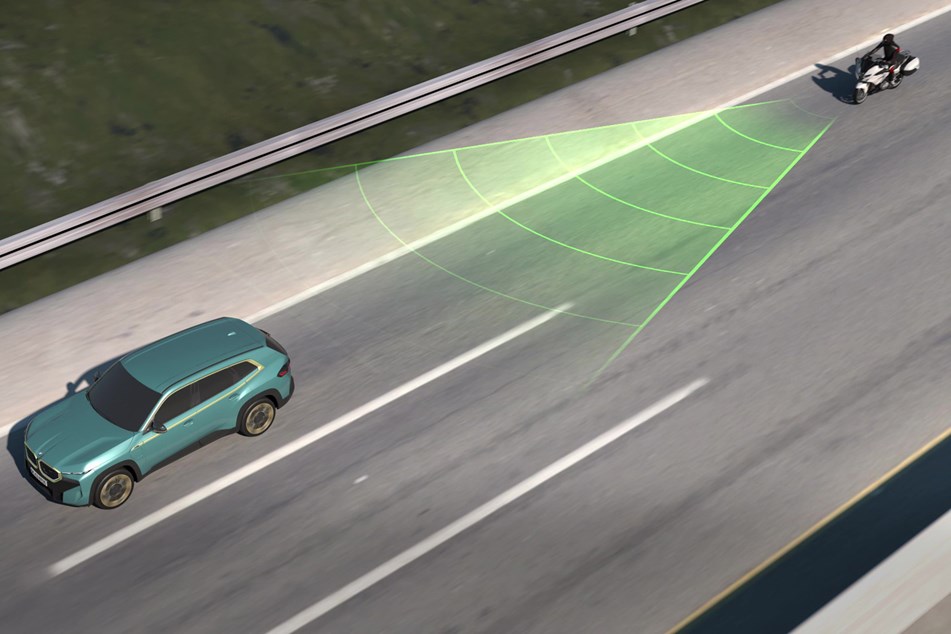 An extra eye on the road: BMW’s collision warning system alerts you to ...