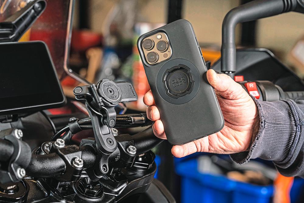 Motorcycle phone mounts | Access to your phone as you ride