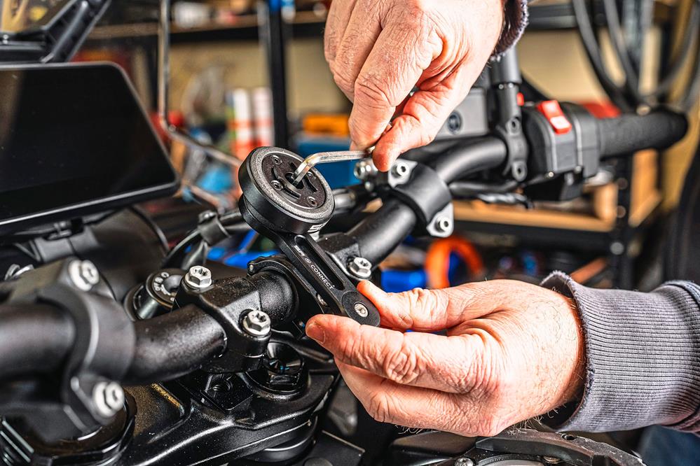 Motorcycle phone mounts | Access to your phone as you ride