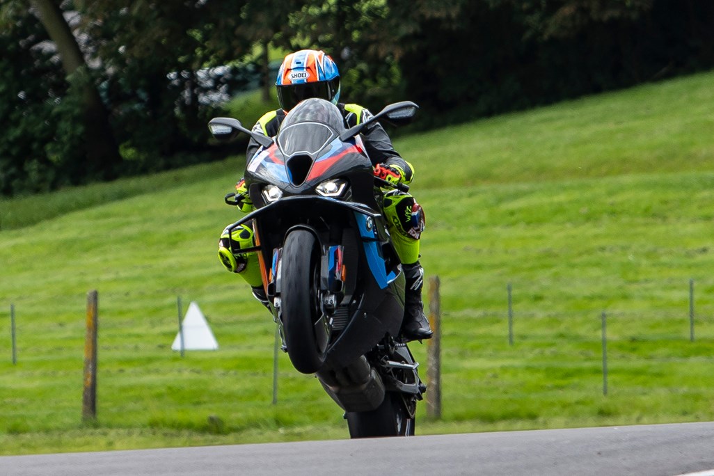 2023-2024 BMW M1000RR review: the best Bavarian superbike