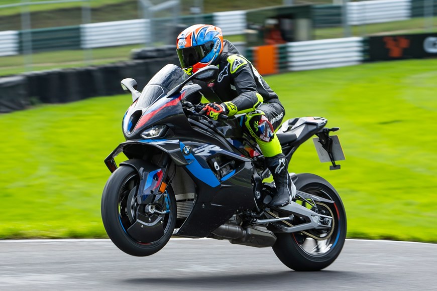 2023-2024 BMW M1000RR review: the best Bavarian superbike