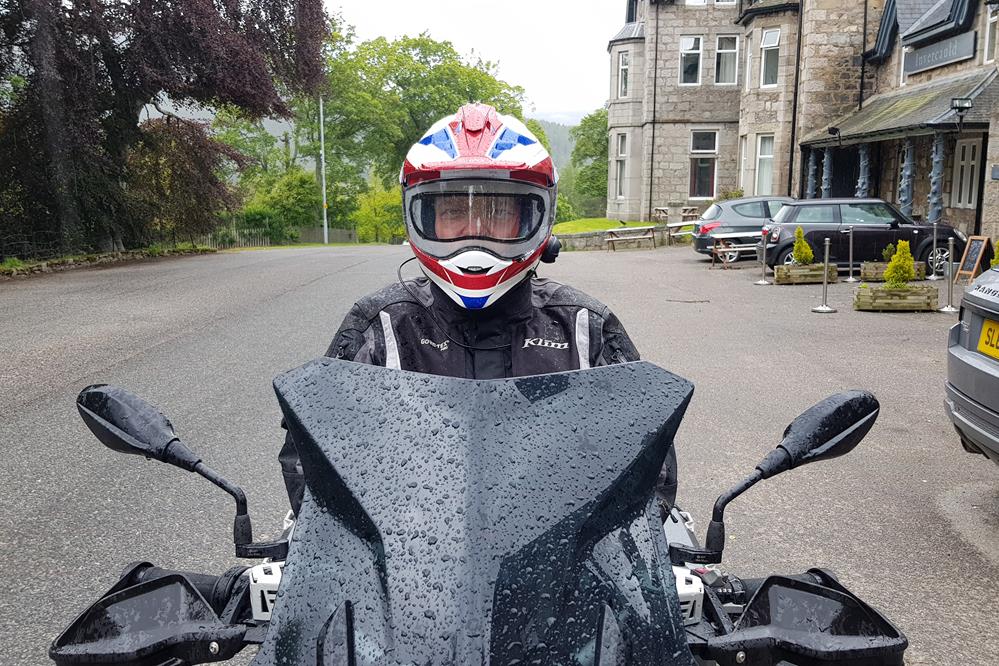 Heated vision: New heated visor claims to provide a day’s riding ...