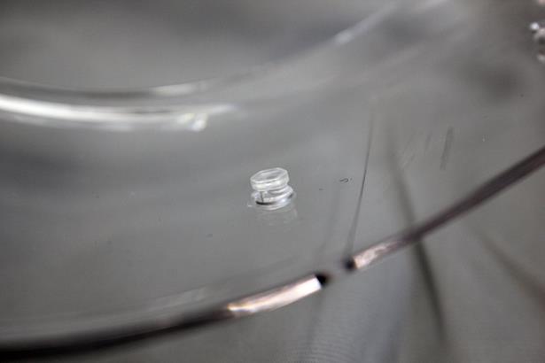 MCN's guide to fitting a Pinlock visor insert to your helmet