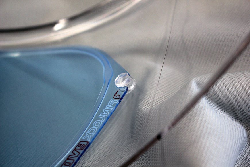 MCN's guide to fitting a Pinlock visor insert to your helmet