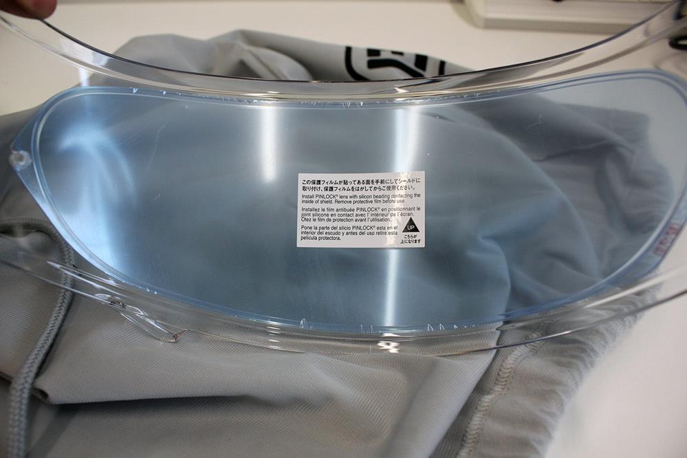 MCN's guide to fitting a Pinlock visor insert to your helmet