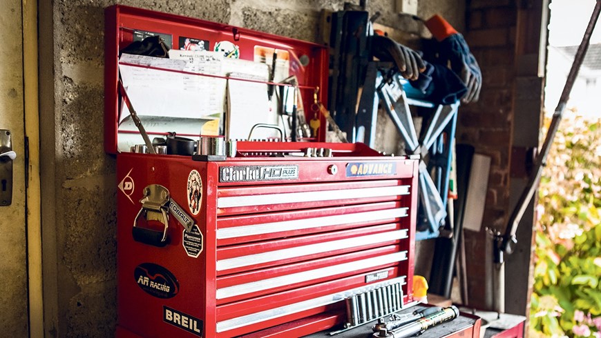 A guide to garage essentials for a basic motorcycle toolkit