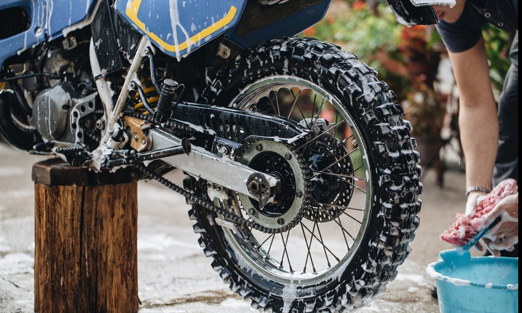 Going nowhere: Best motorcycle rear wheel spinners