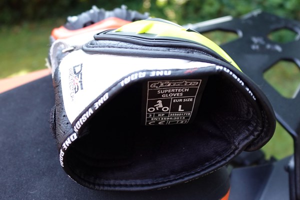 Alpinestars Supertech gloves review tested by Neevesy