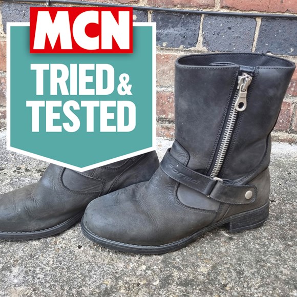 Best motorcycle boots as chosen by MCN | Think on your feet