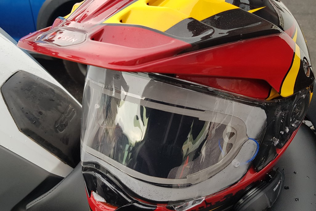 Heated vision: New heated visor claims to provide a day’s riding ...
