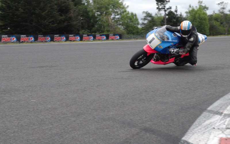 MCN rides the Britten V1000