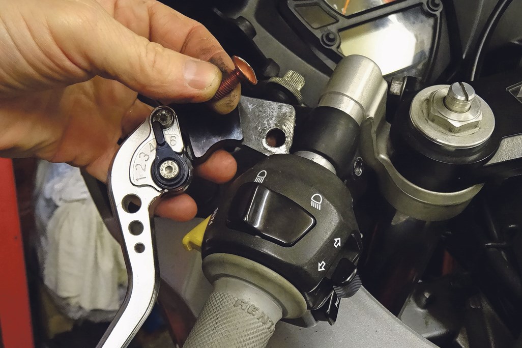 MCN's guide to replacing or upgrading your motorcycle levers