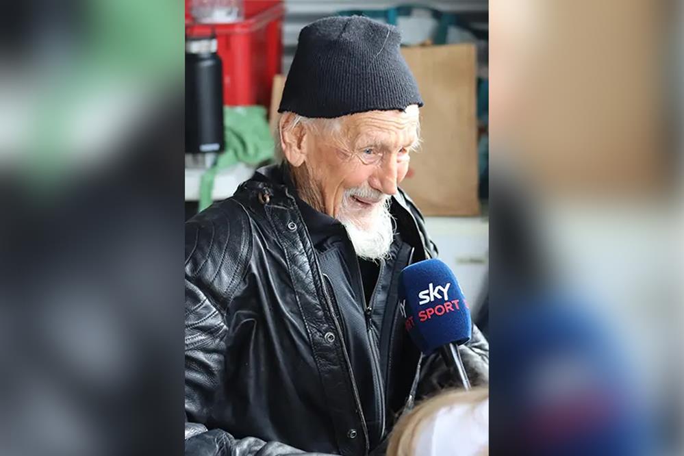 Classic racer: 97-year-old grandfather sets new record as oldest ...